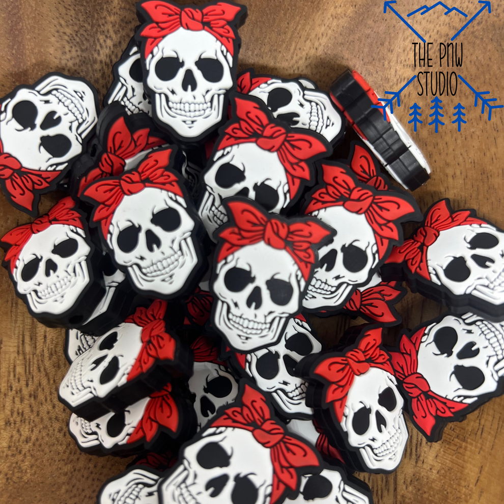 Skeleton bandana focal bead – ThePNWstudio